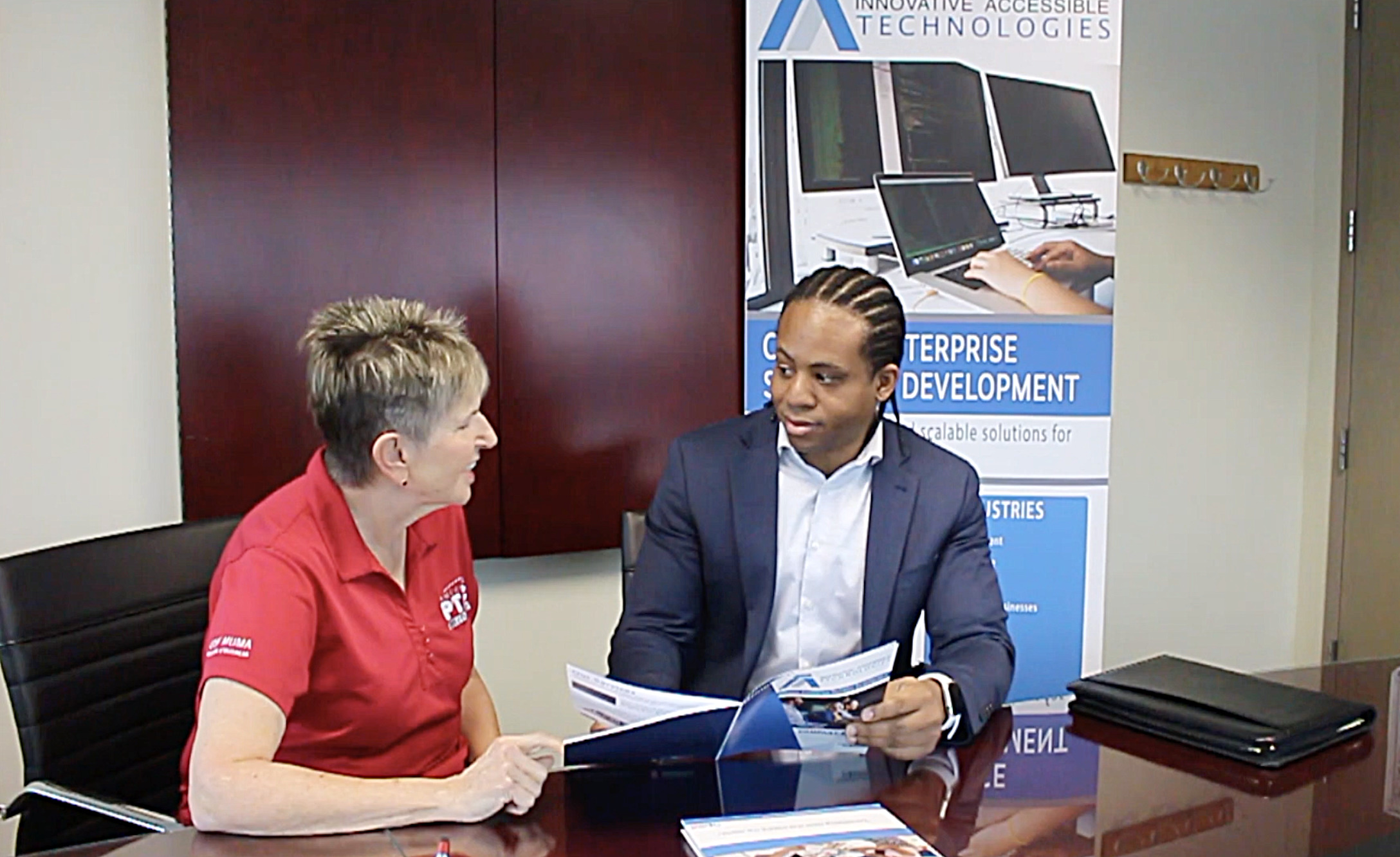 Software development firm breaks through with contracting